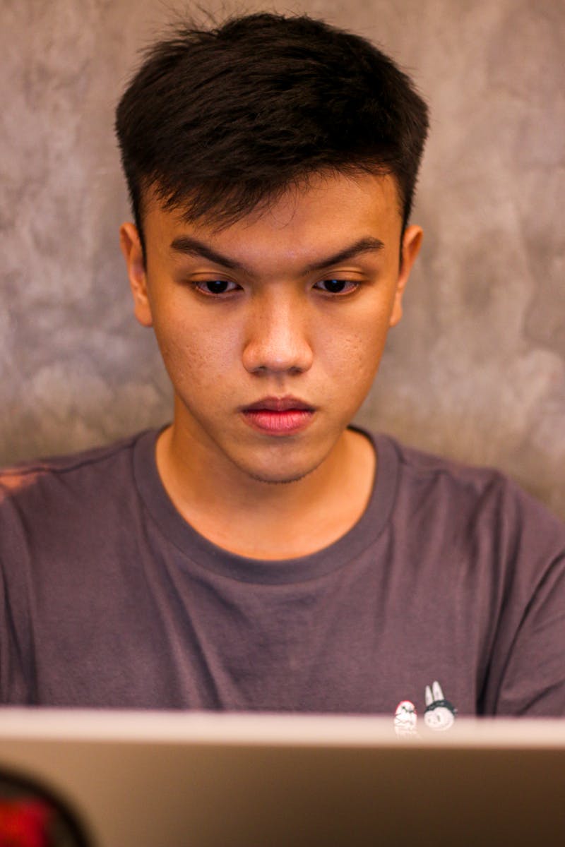 Binomial vs. Poisson: A Comparative Study of Probability Distributions – Onestepguide